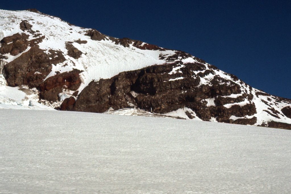 Pictorial Series – #7 Mount Rainier | Desert Mountaineer